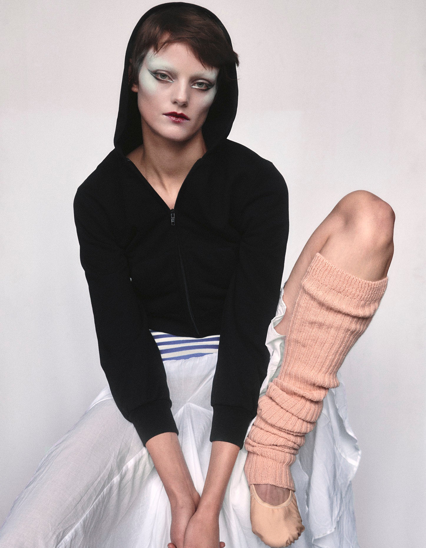 Andy Harrington, Black Swan – Sixteen World