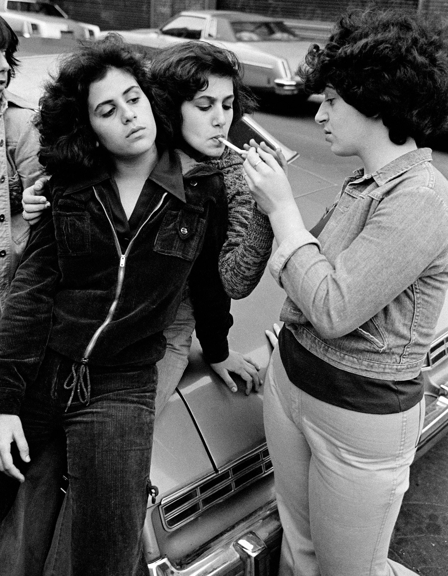 Susan Meiselas, Prince Street Girls – Sixteen World
